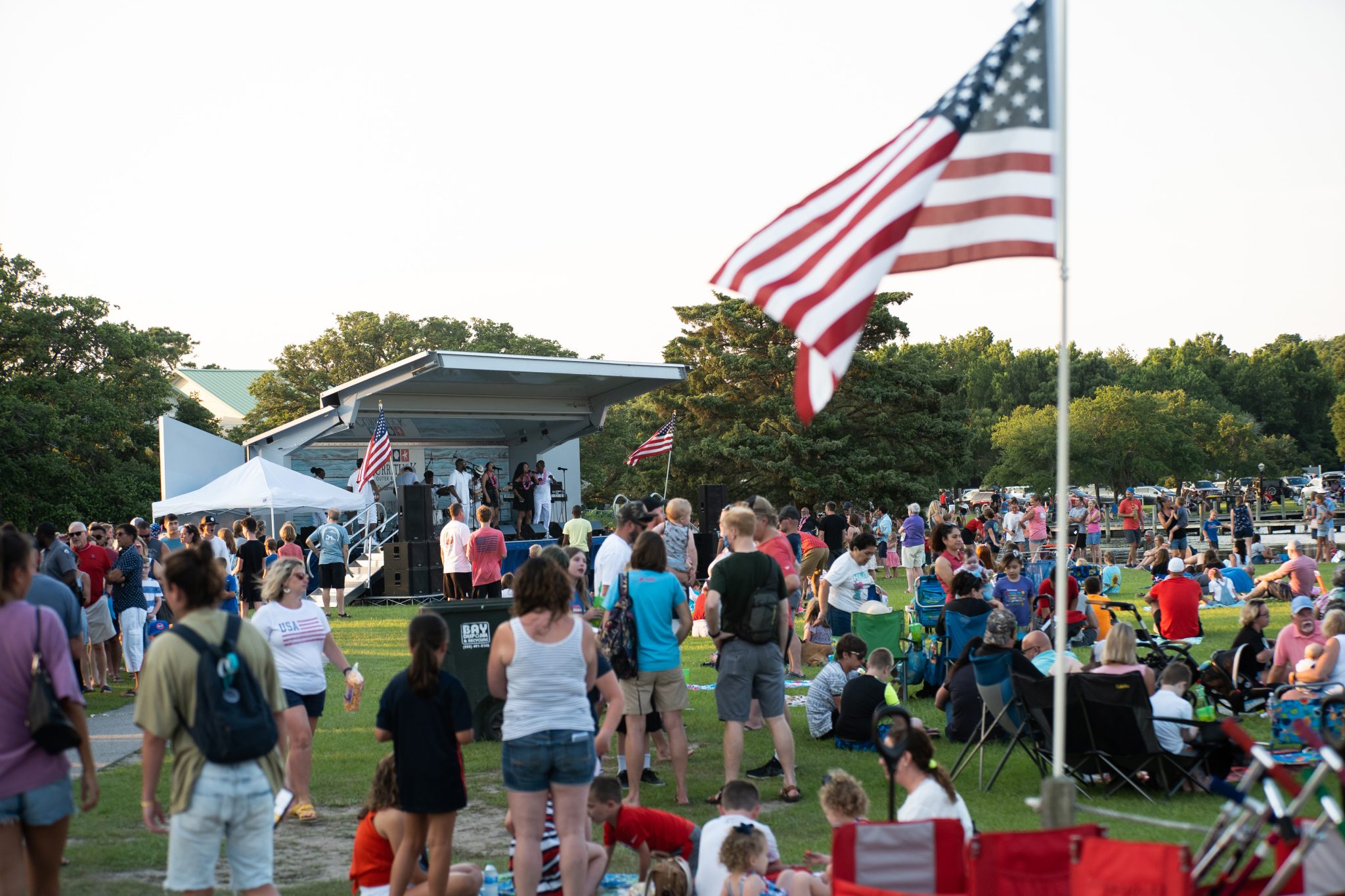 Sundogs Raw Bar & Grill | Northern Outerbanks